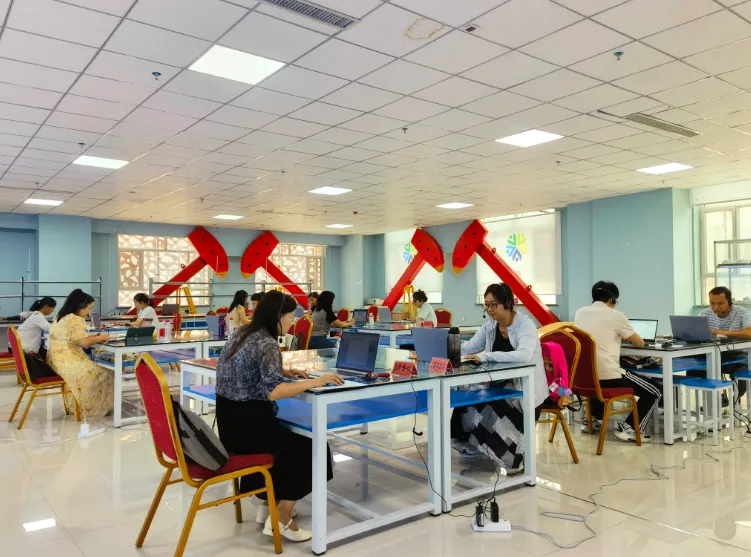 库尔勒市切实解决学生派位问题 保证学生顺利入学 - 梨城要闻 - 库尔勒市人民政府